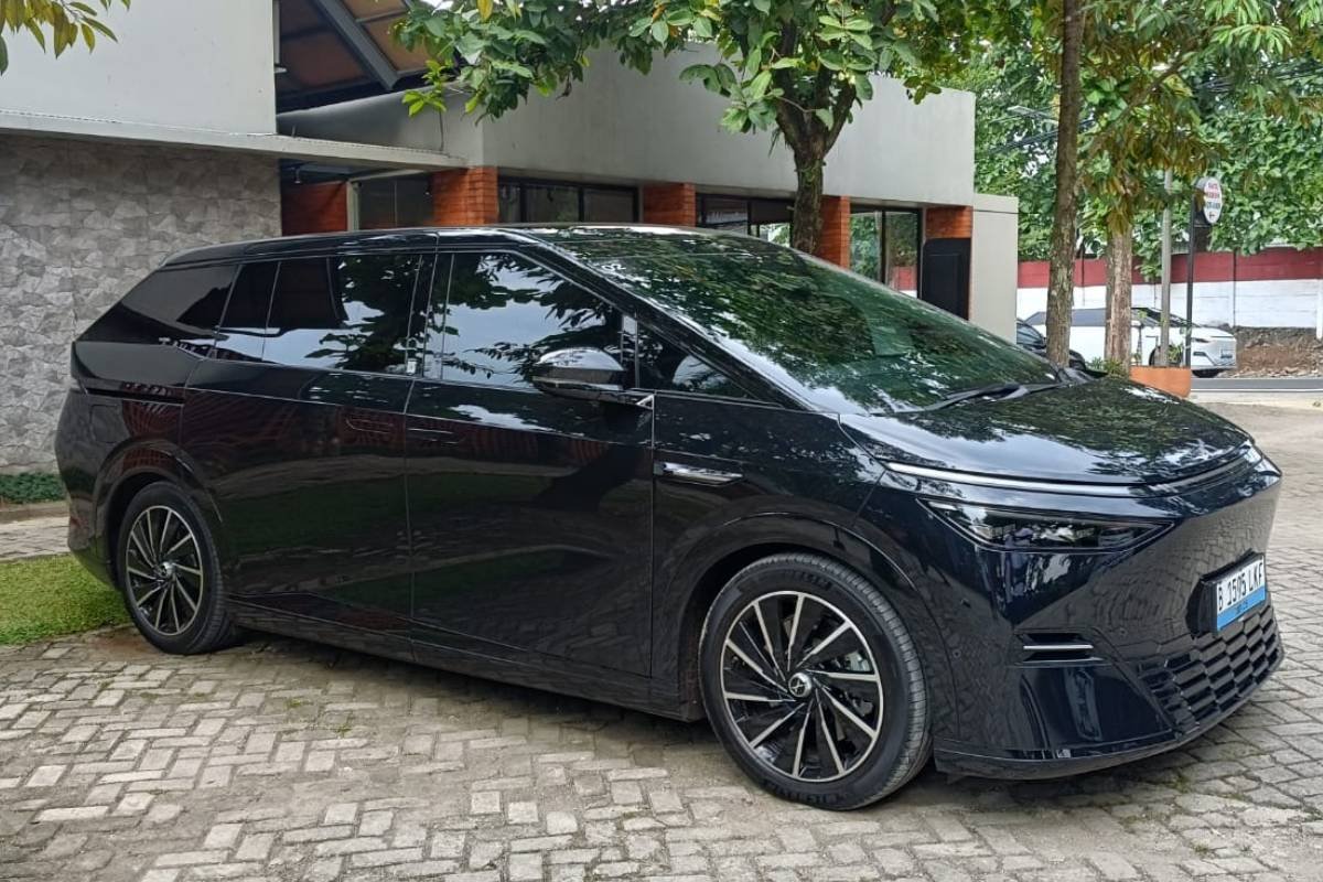 Mobil Listrik Xpeng X9 Tipe Ini yang Paling Laris di Indonesia